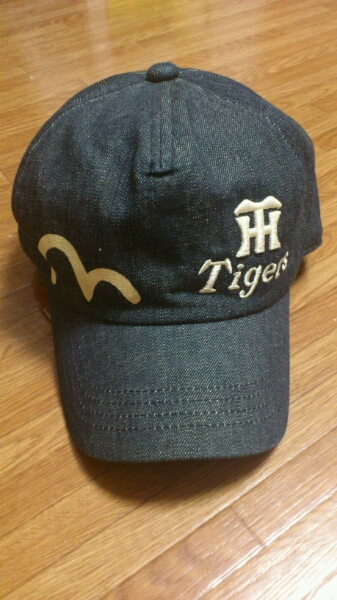 EVISU evisu 阪神タイガースコラボキャップ エヴィス 激レア 戎(エヴィス)｜売買されたオークション情報、yahooの商品情報をアーカイブ公開 - オークファン（aucfan.com）