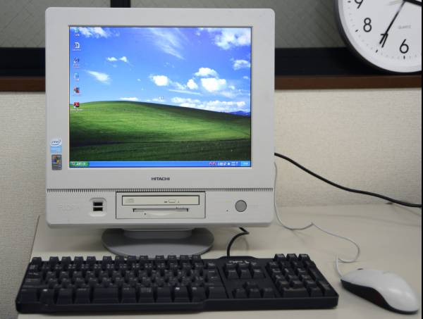 HITACHI FLORA 310W PC8AX-1 Cel 2.8G メモリー512M 40GB(モニタ一体型)｜売買されたオークション情報 ...