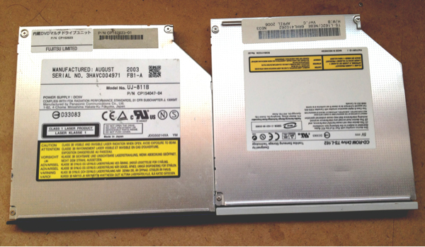 スリム UJ-811B TS-L162 CD & DVD ドライブ 内蔵 IDE/ATAPI Junk(DVDマルチドライブ)｜売買されたオークション情報、yahooの商品情報をアーカイブ公開 ...