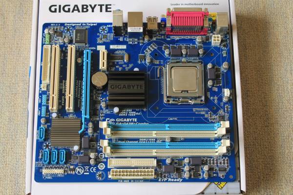 GIGABYTE G41M-COMBO LG775 同様 と おまけ CPU メモリ(GIGA-BYTE)｜売買されたオークション情報 ...