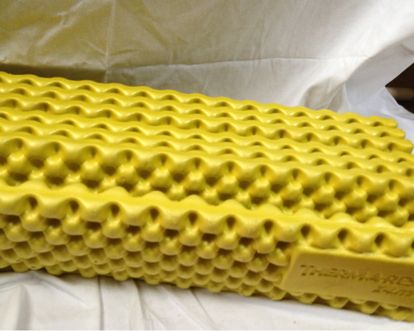 THERMAREST サーマレスマット Z Lite 登山 アウトドア 軽量(マット)｜売買されたオークション情報、yahooの商品情報を ...