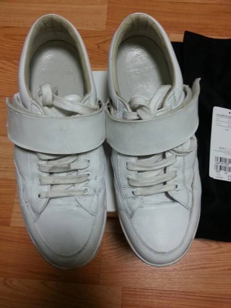 GIVENCHY ジバンシー ローカットスニーカー 42(男性用)｜売買されたオークション情報、yahooの商品情報をアーカイブ公開 - オークファン（aucfan.com）