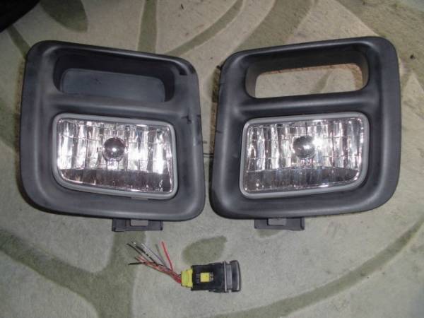 エブリィ DA52 DA62 後期 フォグランプ左右セット スイッチ付(スズキ用)｜売買されたオークション情報、yahooの商品情報を ...