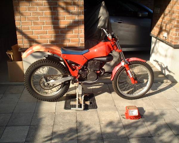 ベータTR32 BETA TR32 書類無し(部品取り車)｜売買されたオークション情報、yahooの商品情報をアーカイブ公開 - オークファン ...