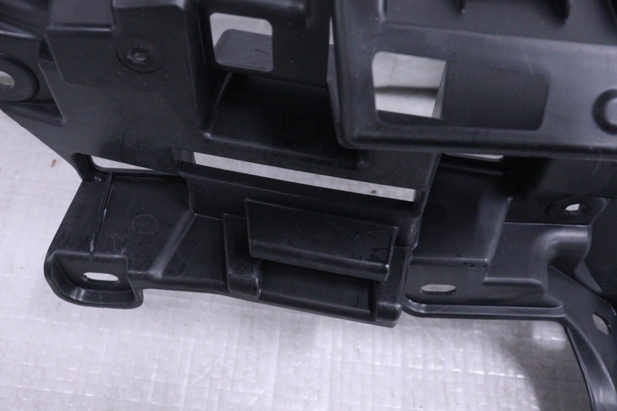 10-2240 NRE210 カローラ カローラツーリング フロントグリル 53114-12240/53111-12F30 インナーグリル ...