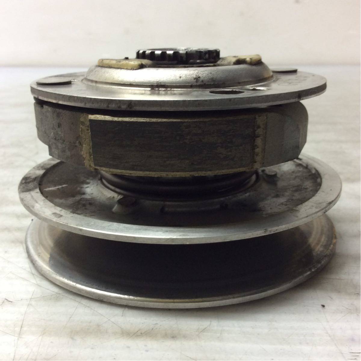 E19-24 ホンダ スマートディオ AF56 クラッチ み 純正部品(ホンダ用)｜売買されたオークション情報、yahooの商品情報をアーカイブ公開 - オークファン（aucfan.com）