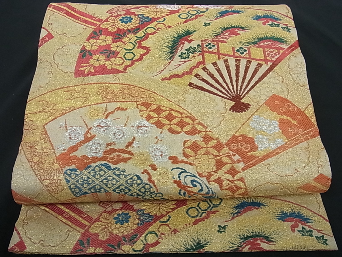 着物屋こころ アンティーク 大正ロマン 丸帯 唐織 雪輪扇面散らし花文 金銀糸 正絹 逸品 ig1269(丸帯)｜売買されたオークション情報 ...