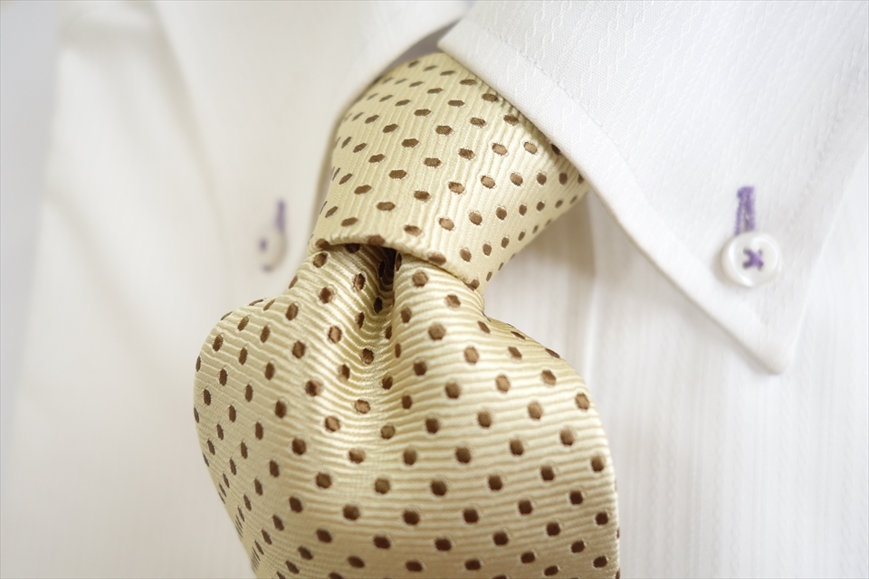 8568 ダックス DAKS LONDON ドット柄 シルクネクタイ(その他)｜売買されたオークション情報、yahooの商品情報をアーカイブ公開 - オークファン（aucfan.com）