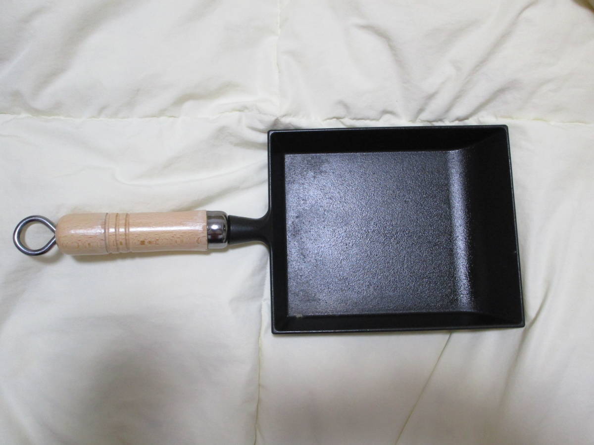 岩鋳 Iwachu 玉子焼 木柄付 黒焼付 内寸18×15cm IH対応 南部鉄器 24017 日本製 鉄製 フライパン なんぶ 製鉄 卵やき(卵焼き器)｜売買されたオークション情報 ...