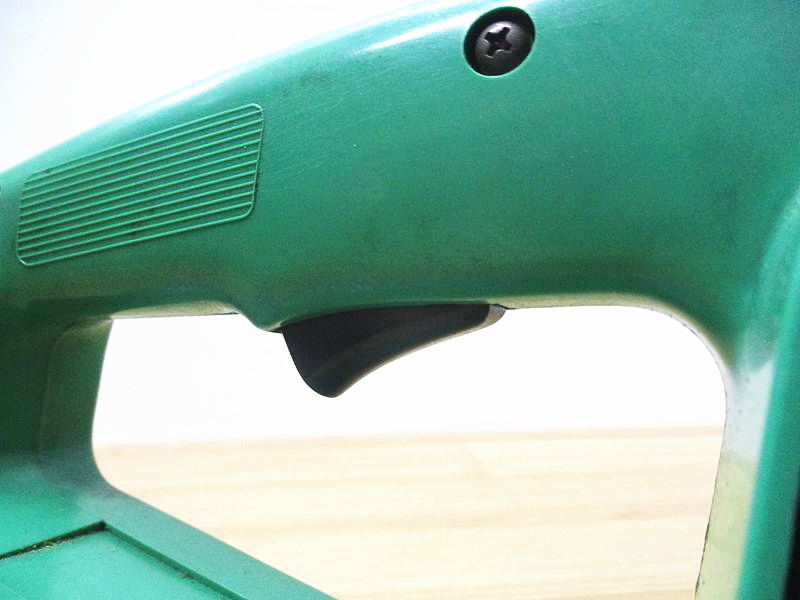 日立工機 HITACHI KOKI 280mm チェンソー CS28 最大切断深さ280mm 100V 50/60Hz 現HiKOKI み(チェーンソー)｜売買されたオークション情報 ...