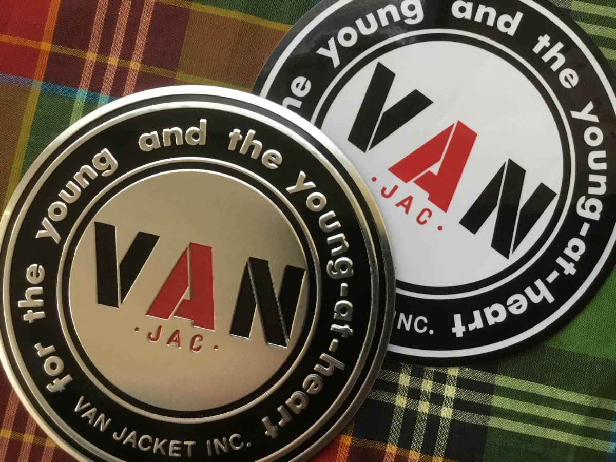 VAN JAC ヴァンヂャケット 丸VANステッカー2枚セット 紙袋ロゴデザインの特製パッケージ付き VAN JACKET INC. / ホンダ N360 S800 アイビー(広告、ノベルティ ...