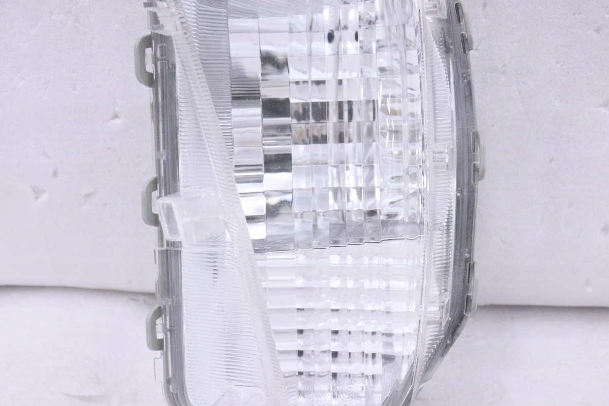 21-2051 後期 ZVW30 プリウス 左ウィンカー KOITO 47-53 純正 トヨタ QT(ウィンカー、サイドマーカー)｜売買されたオークション情報、yahooの商品情報をアーカイブ ...