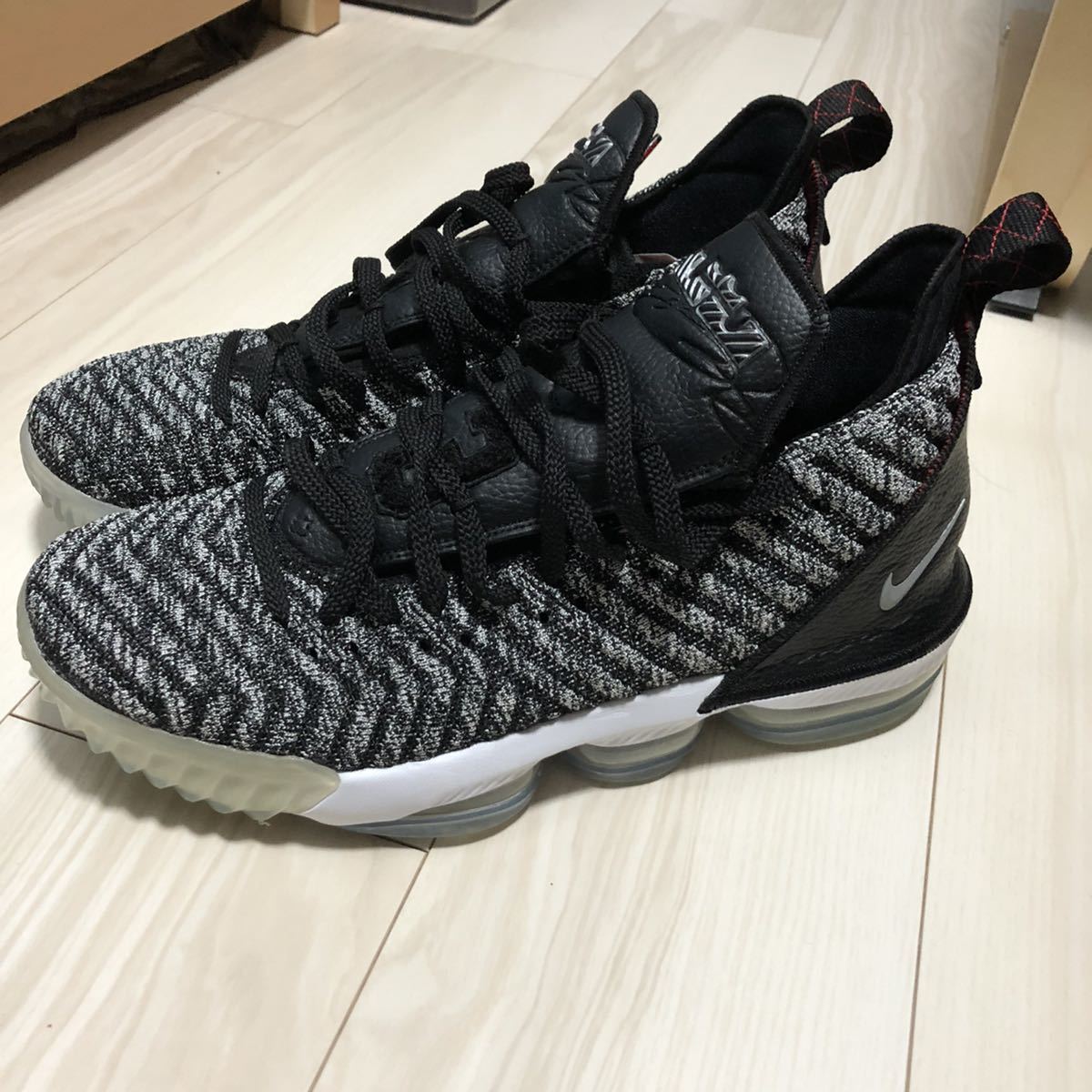 NIKE LEBRON 16 “OLEO” 29cm(29.0cm)｜売買されたオークション情報、yahooの商品情報をアーカイブ公開 - オークファン（aucfan.com）