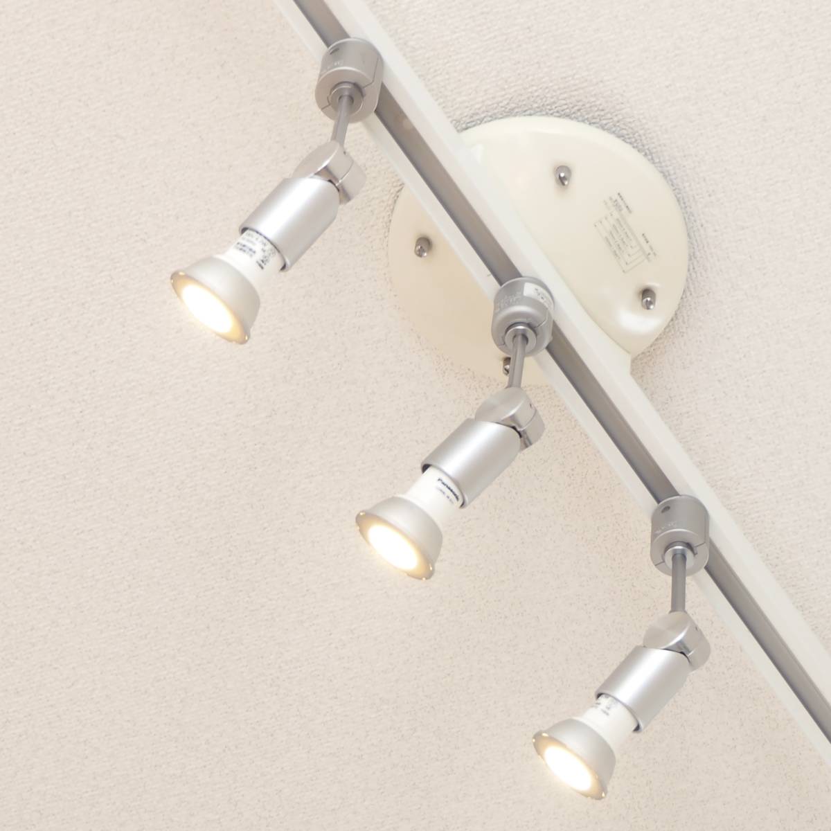 【メールをお】 オーデリック - 通販 - PayPayモール LEDスポットライト OS047242 コジマPayPayモール店 となります