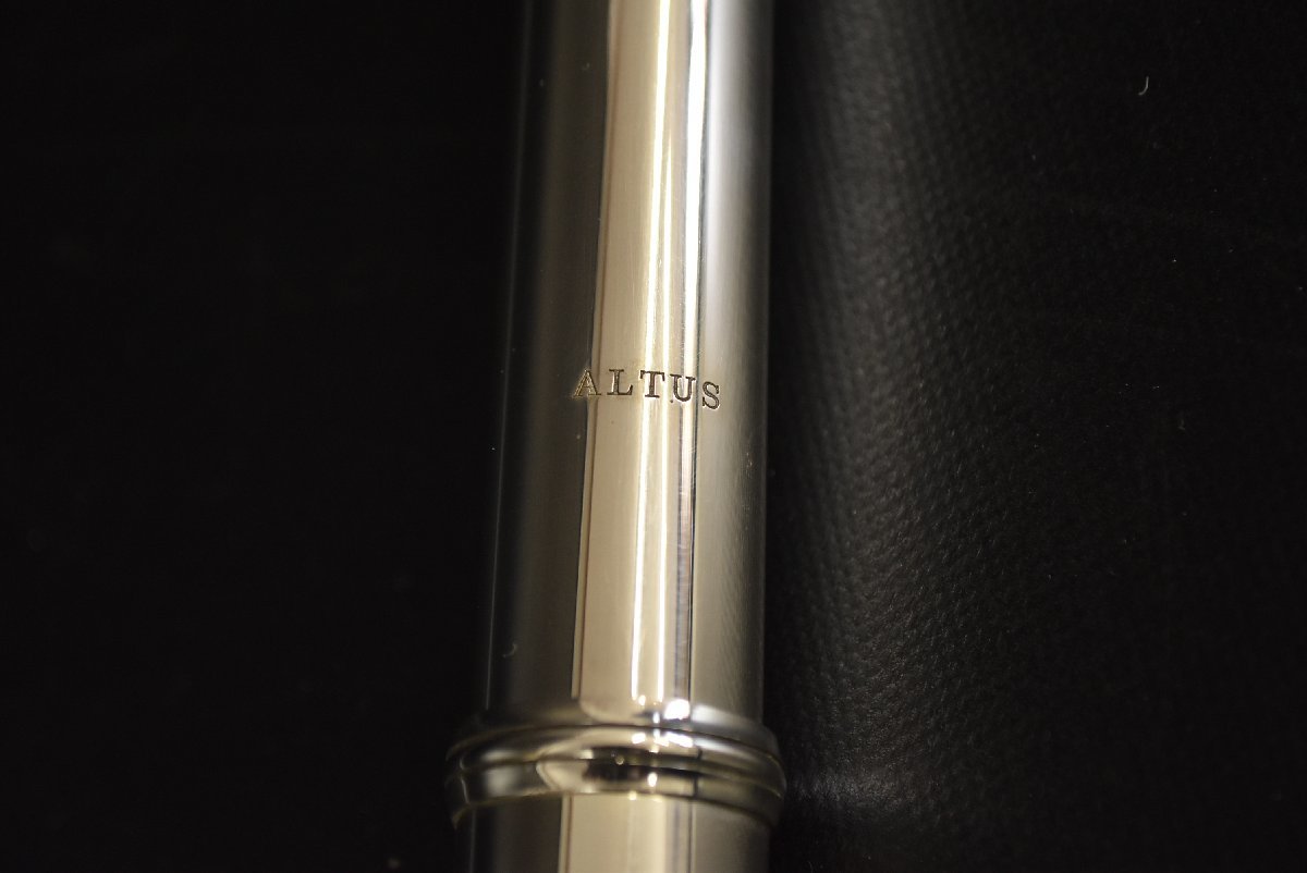 ALTUS フルート A 1007 ハードカバー/ソフトケース付き 現状渡し 楽器 管楽器 木管楽器 吹奏楽 日本製 AZUMINO JAPAN アルタス(フルート)｜売買されたオークション ...