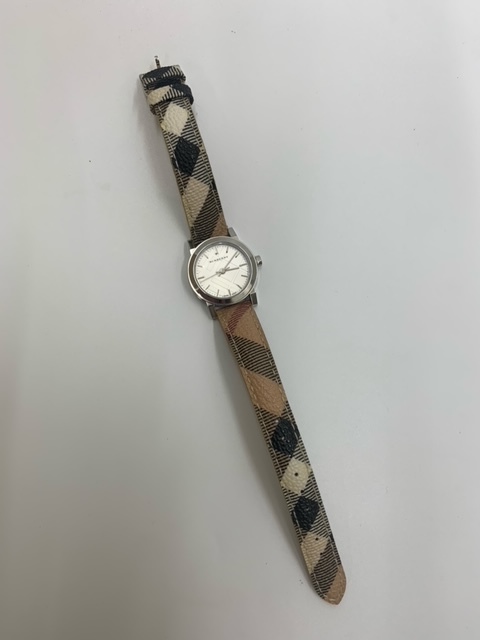 2532 BURBERRY バーバリー BU9222 レディース腕時計 ノバチェック(バーバリー)｜売買されたオークション情報、yahooの ...