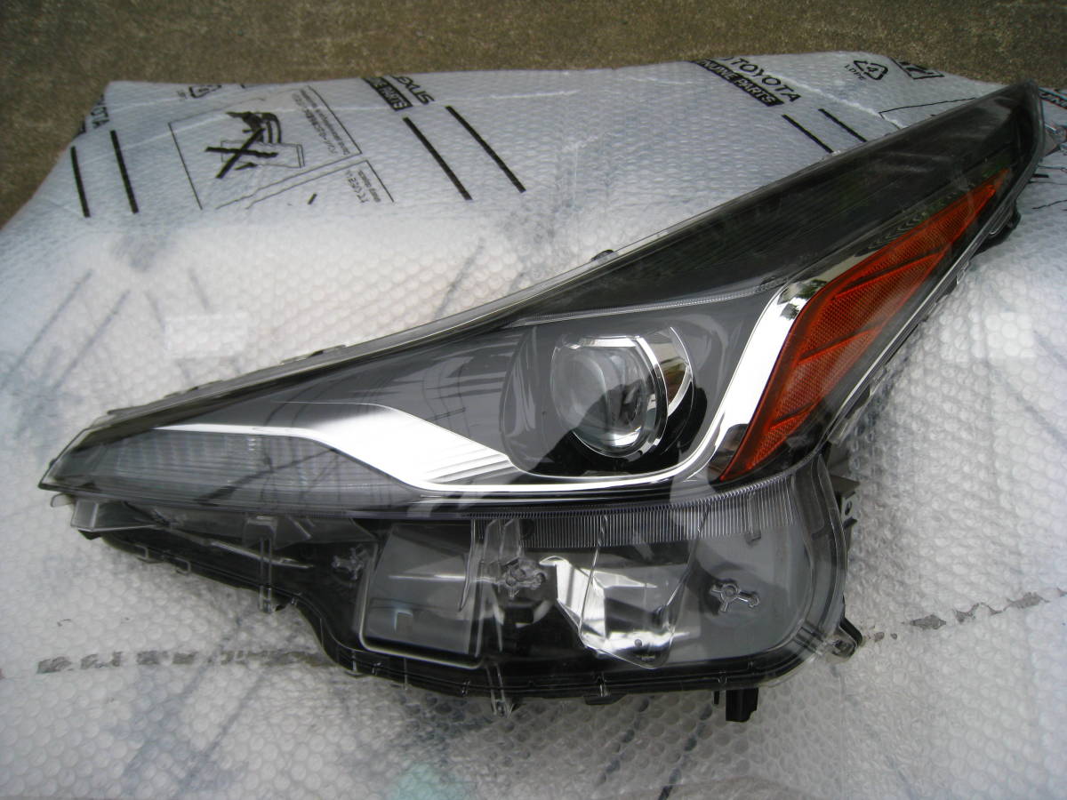 トヨタ TOYOTA 純正 プリウス ZVW50 ZVW51 ZVW55 後期 LED ヘッドライト ヘッドランプ 左 助手席側 ジャンク品 ...