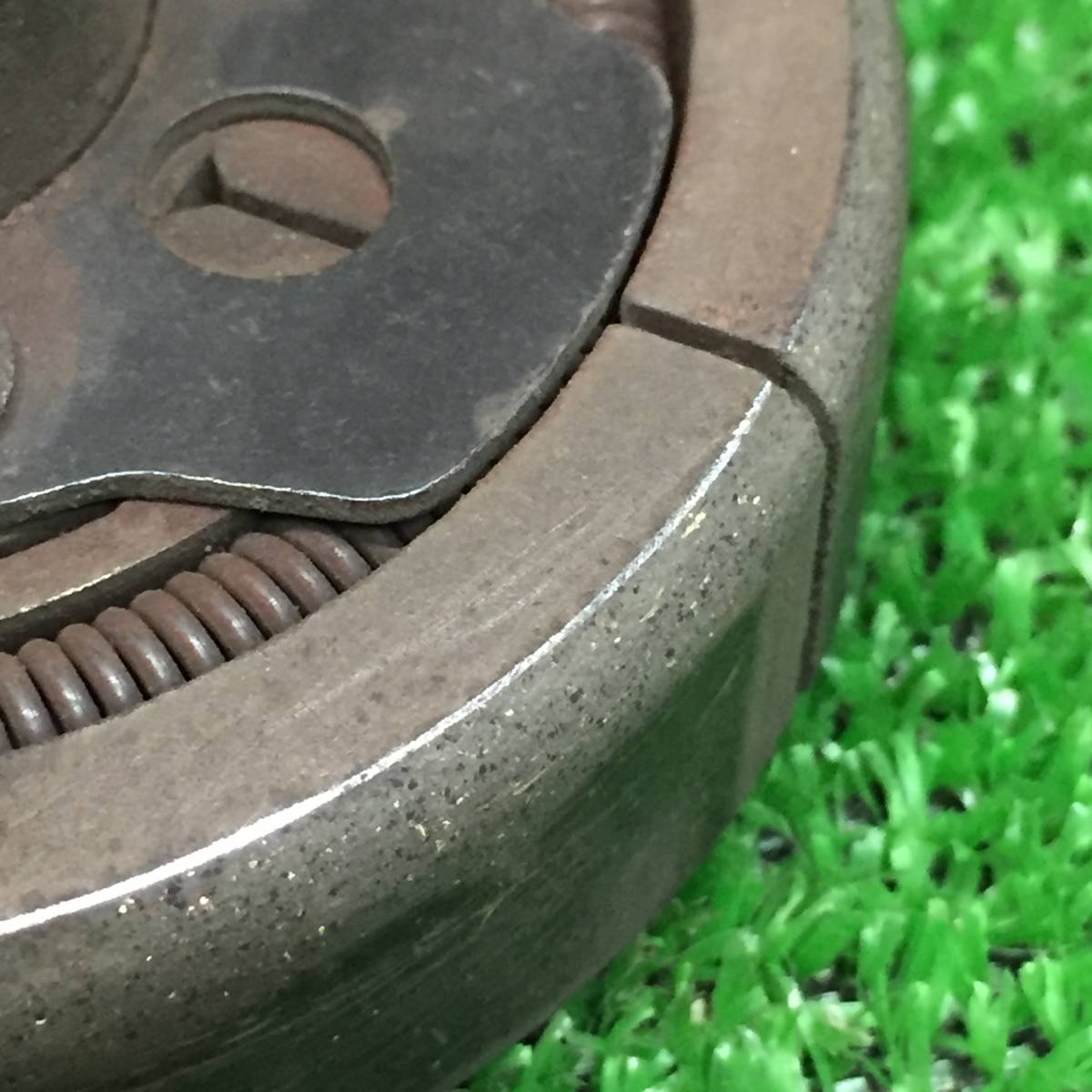 ロビン クラッチ 77mm 削り クラッチシュー 遠心クラッチ EC08D Robin 共立 オーレック 刈払機用(パーツ)｜売買された ...