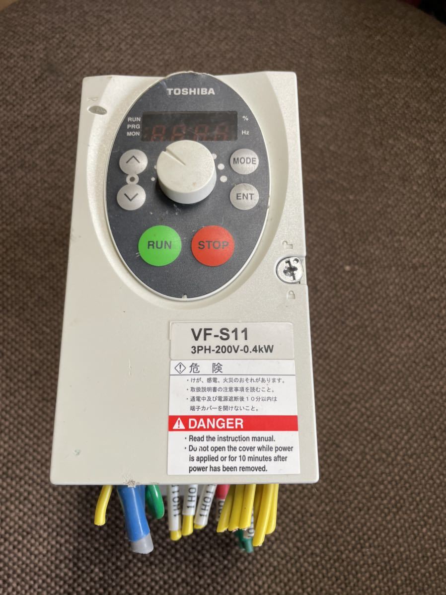 TOSHIBA 東芝 インバーター/ VF-S11 /3PH-200V-0.4KW / 品 ②(電材、配電用品)｜売買されたオークション情報 ...
