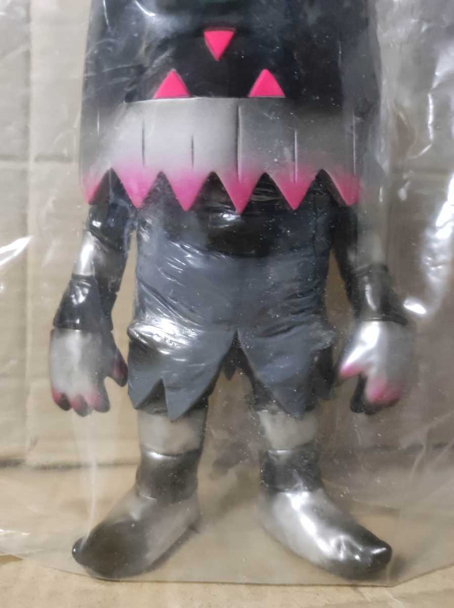 Tim Biskup X T9G HELPER 黒成型 緑 シルバー ピンク塗装 intheyellow インザイエロー ランジロン バイロン ...