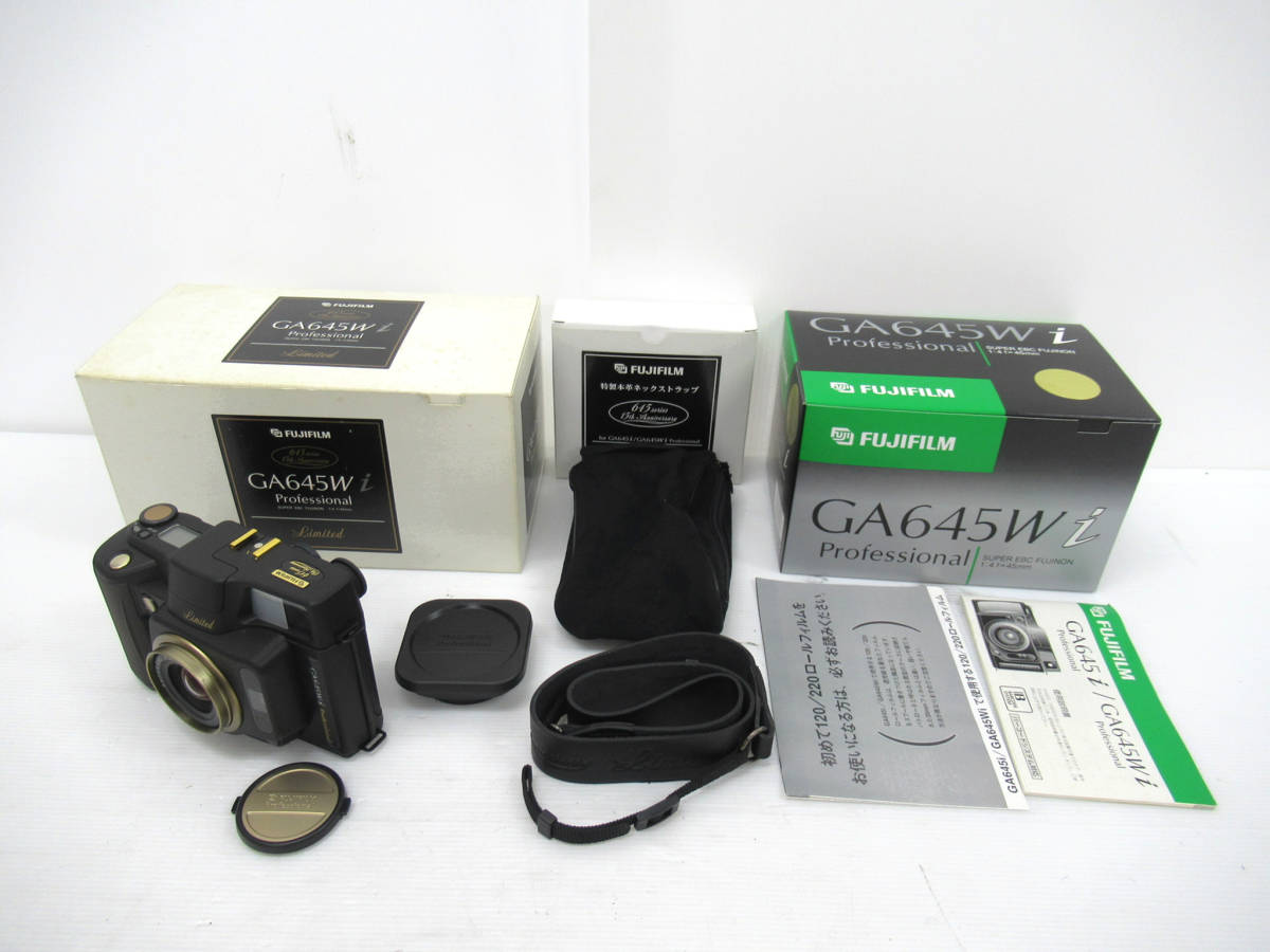 FUJIFILM/富士フイルム 午③92//GA645Wi Limited/15周年記念/箱.説明書.特製本革ネックストラップ付き(富士 ...