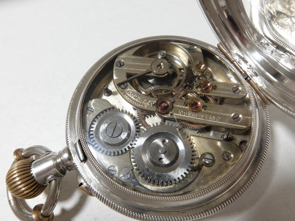 商館時計 ウルマン商会 J.ULLMANN & Co 麒麟マーク 14石 銀無垢ケース 分解清掃済み(手巻き)｜売買されたオークション情報 ...