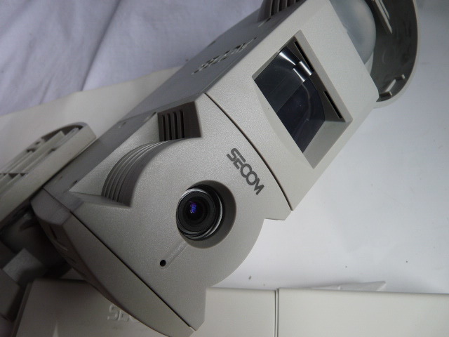 セコム Secom ホームカメラシステム モニター CM-C0170/カメラライト BS-P0020(防犯カメラ)｜売買されたオークション情報、yahooの商品情報をアーカイブ公開 ...