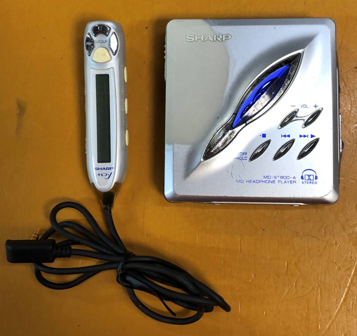 SHARP シャープ MDプレーヤー ポータブルMD MD-ST800-A リモコン付き(再生専用)｜売買されたオークション情報、yahooの商品情報をアーカイブ公開 - オークファン ...