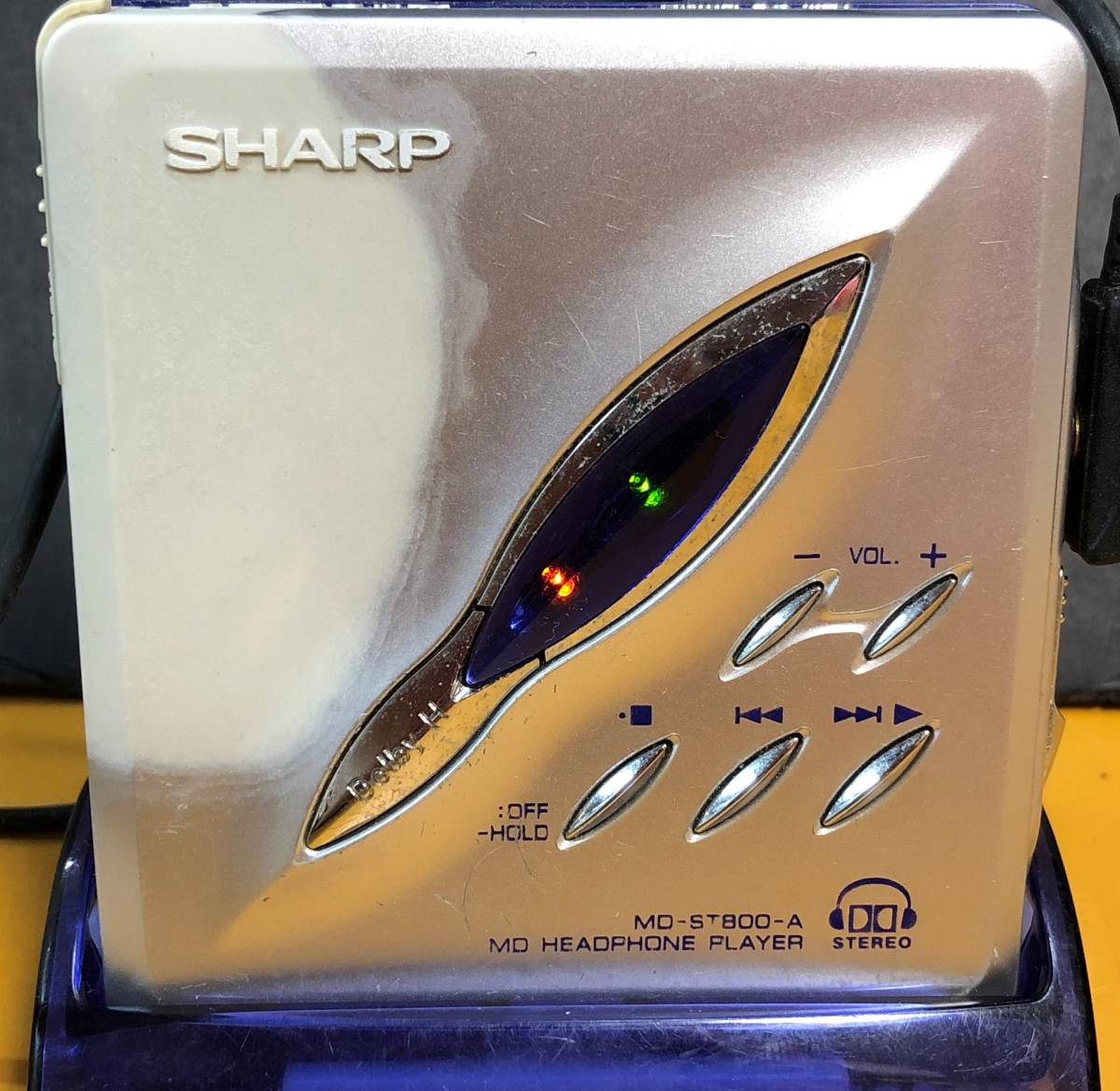 SHARP シャープ MDプレーヤー ポータブルMD MD-ST800-A リモコン付き(再生専用)｜売買されたオークション情報、yahooの商品情報をアーカイブ公開 - オークファン ...