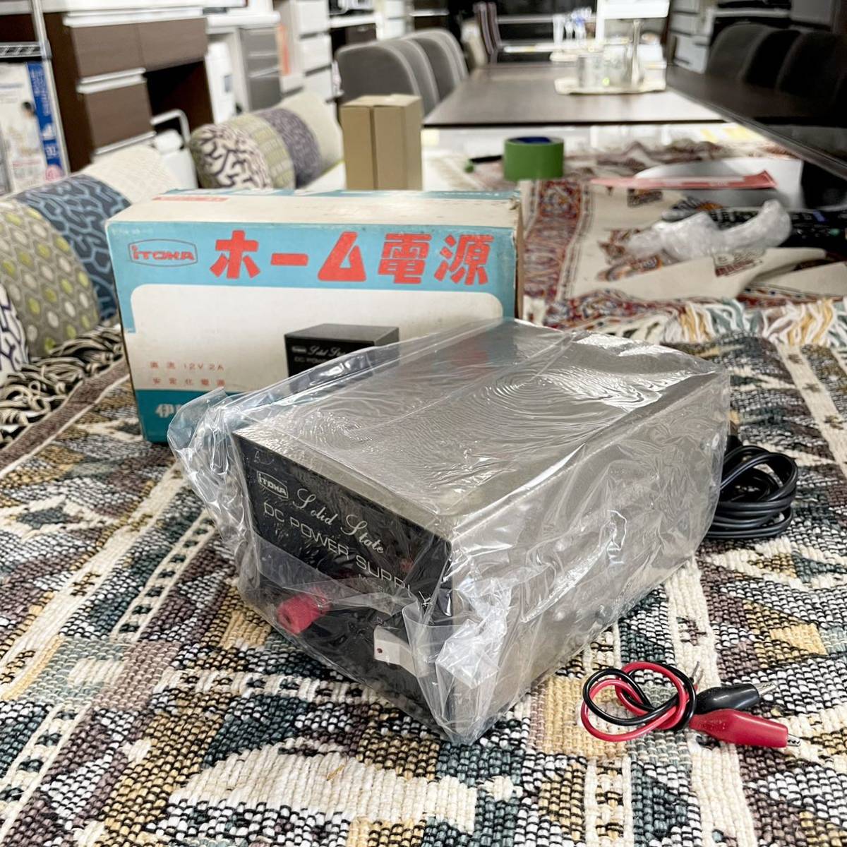 品 itoka 伊藤嘉物産株式会社 ホーム電源 TE-530A DELUX 直流12V 2A 安定化電源 カーステレオ/テレビ 12V(その他 ...