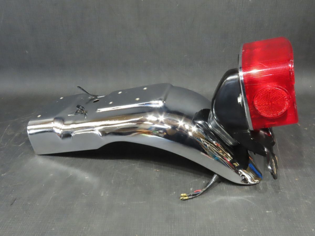 KAWASAKI/カワサキ KZ900LTD KZ1000LTD 純正リアフェンダー＆テールランプ ショートフェンダー 検Z1 Z2 Z750Four 140 SKP1-D-026(リア ...
