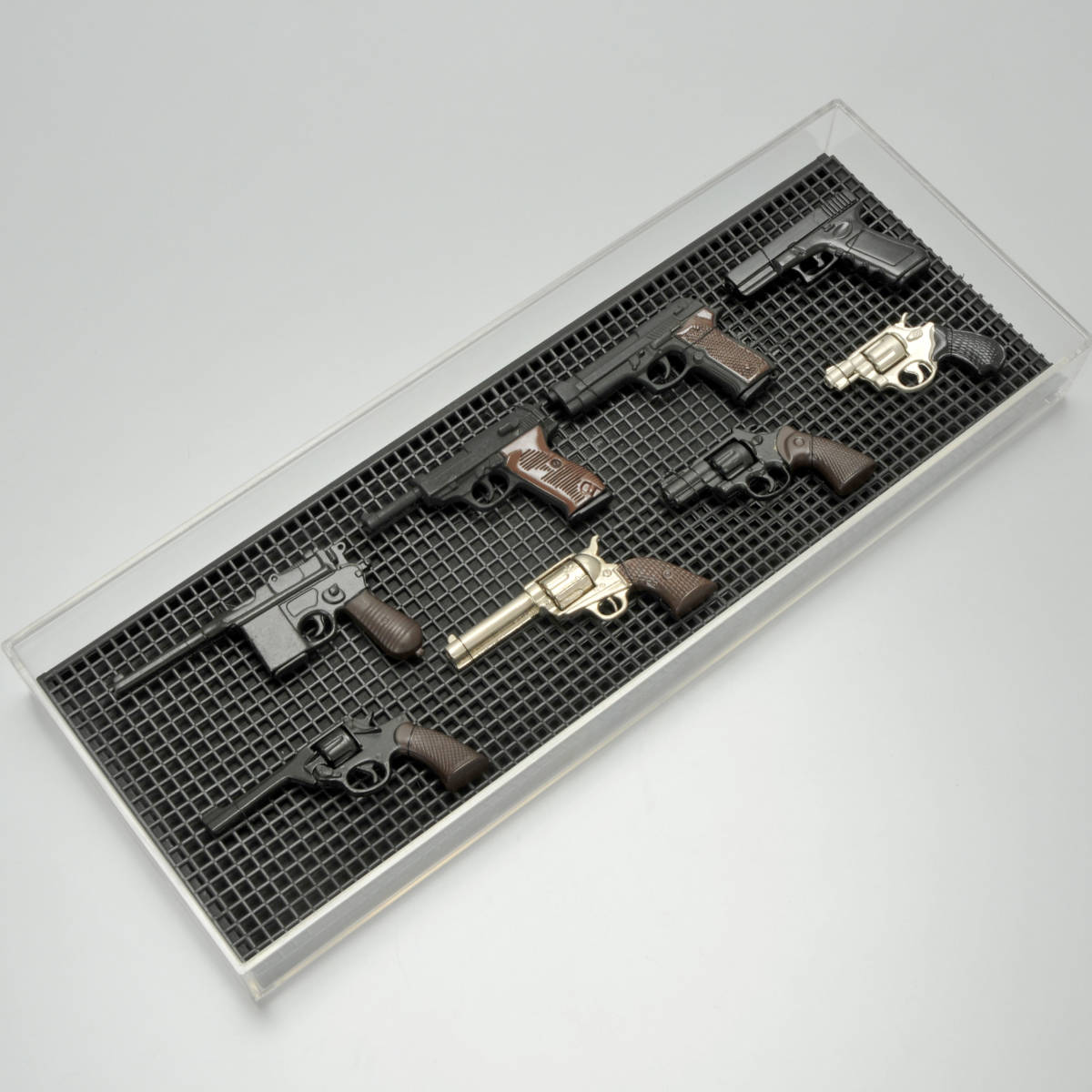 フルタ メタルガンマニア 8種 ディスプレイ仕様 Furuta METAL GUN MANIA 金属製 ミニチュア拳銃 ミリタリー(モデルガン ...