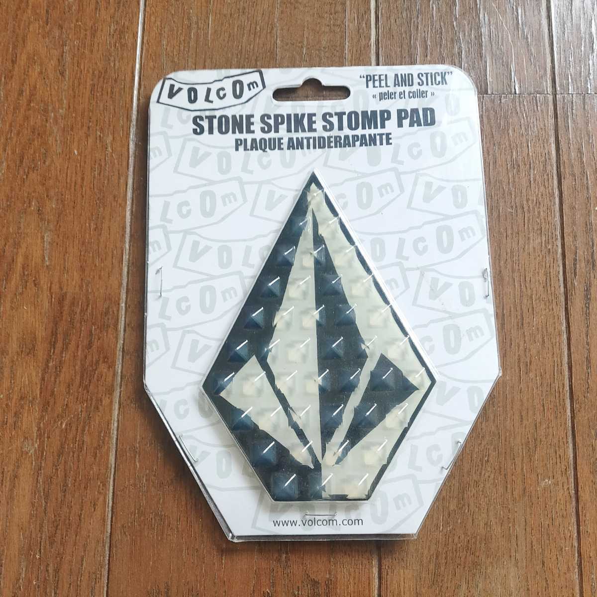 スノーボード VOLCOM ボルコム STONE SPIKE STOMP PAD デッキパッド(スノーボード)｜売買されたオークション情報 ...