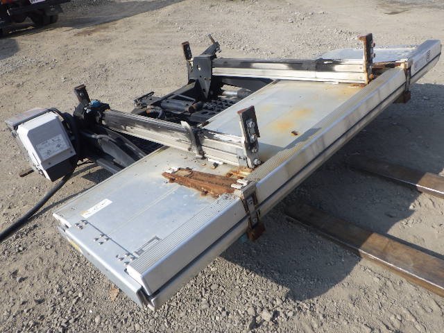 r517-1000 格納式 パワーゲート 新明和 RAK10-6476D 2370×840(トラック、ダンプ)｜売買されたオークション情報 ...