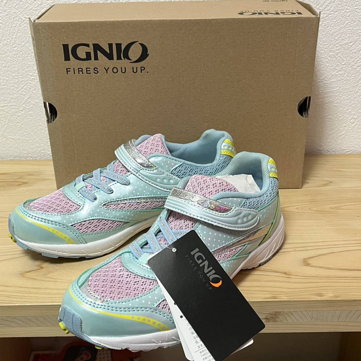IGNIO イグニオ ジュニアシューズ スニーカー 22.5㎝ グリーン PK IGC4924GRPK923 紙タグ付き お箱有り 子供用 運動靴 923 女の子(22cm～)｜売買された ...