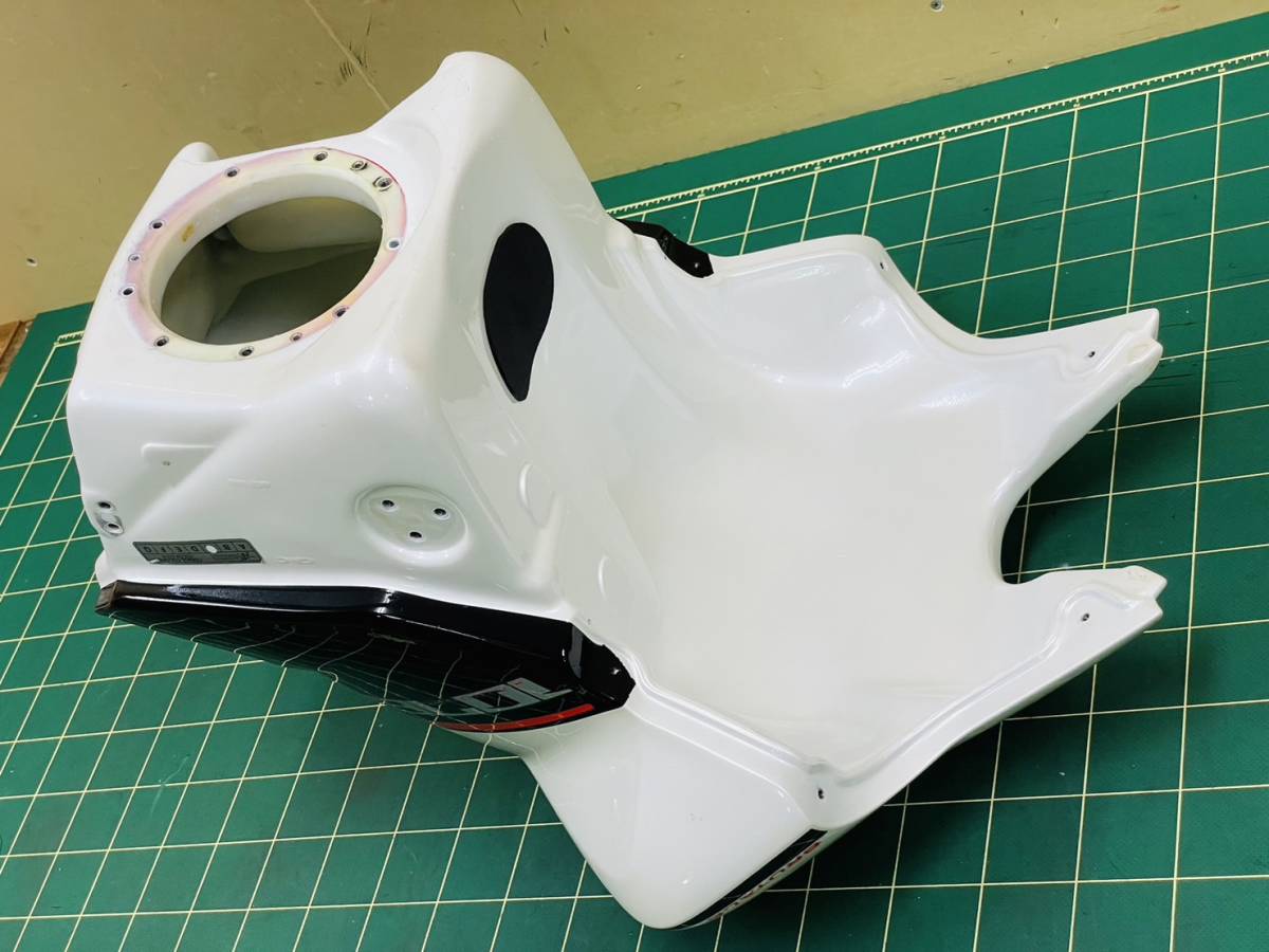 U43 極上 MVアグスタ ブルターレ 1078RR 純正 フューエルタンク ガソリン タンク 750S 910S 910R R989 ...