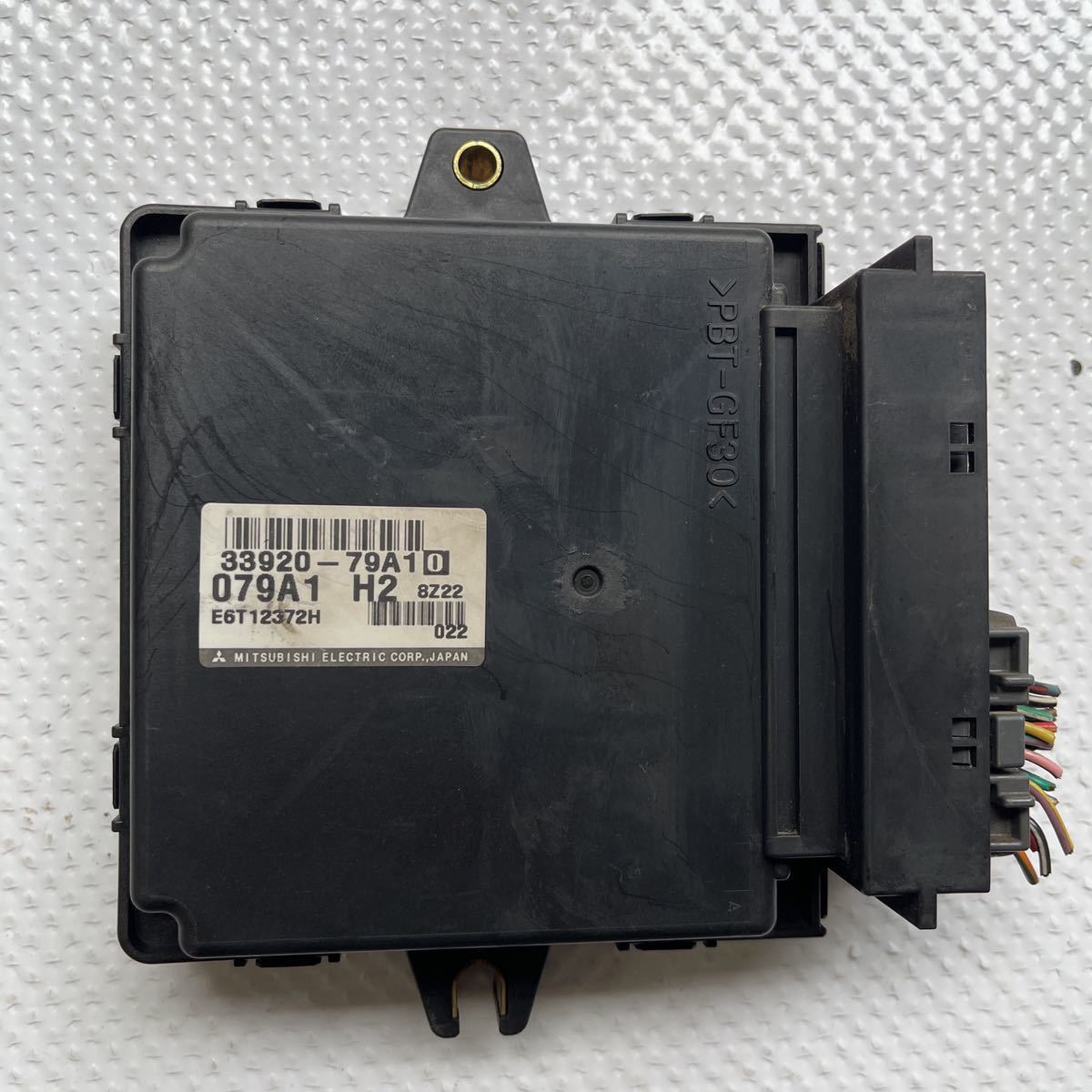 エブリィ DA52V F6A 2WD AT エンジンコンピューター ECU 33920-79A1(スズキ用)｜売買されたオークション情報 ...