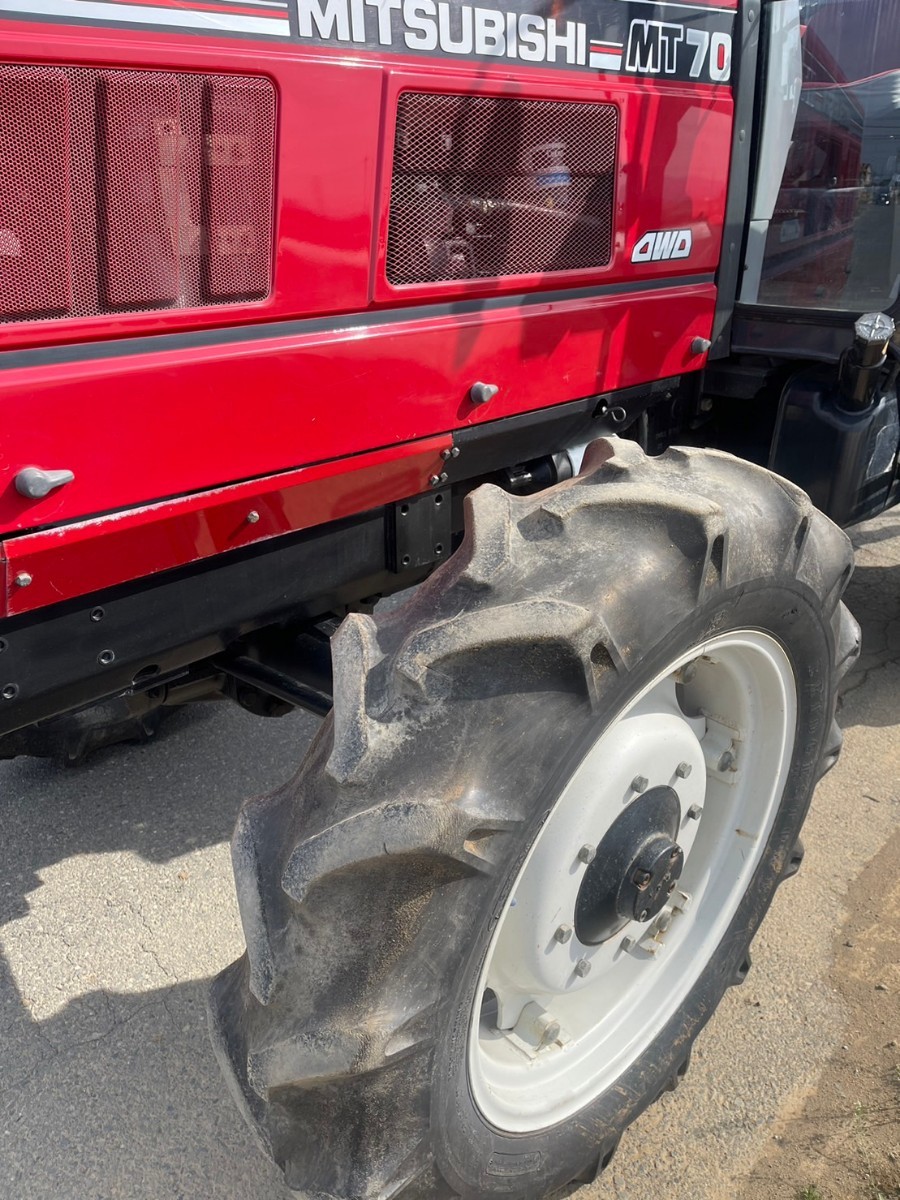三菱 トラクター MT70 4WD 70馬力 エアコン キャビン 外部油圧取出口 自動水平(車体)｜売買されたオークション情報、yahooの ...