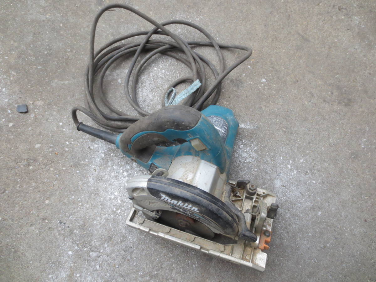 makita マキタ 125mm 電気マルノコ 5230 D E12(丸のこ)｜売買されたオークション情報、yahooの商品情報をアーカイブ公開 - オークファン - 木工用 ...