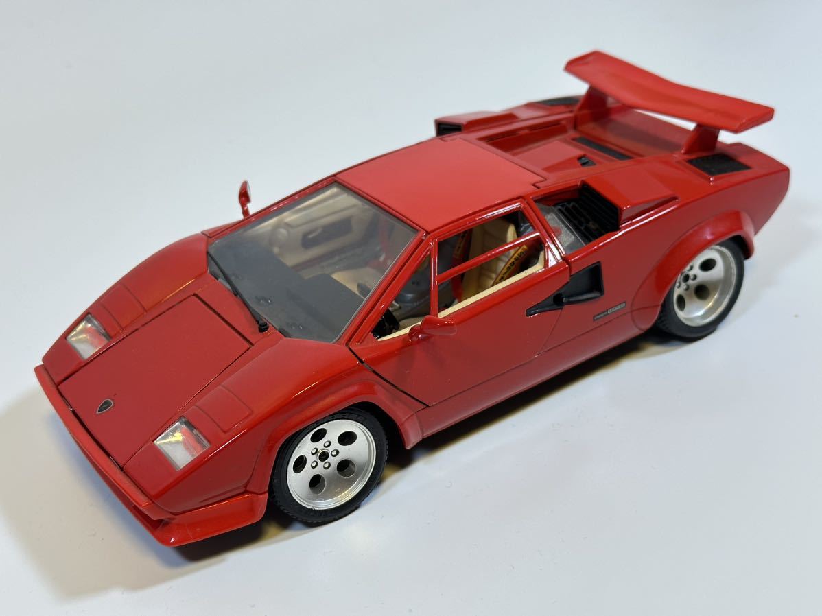 1/18 burago ブラーゴ ランボルギーニ カウンタック Lamborghini Countach 5000 quattrovalvole 1988(ブラーゴ)｜売買されたオークション ...