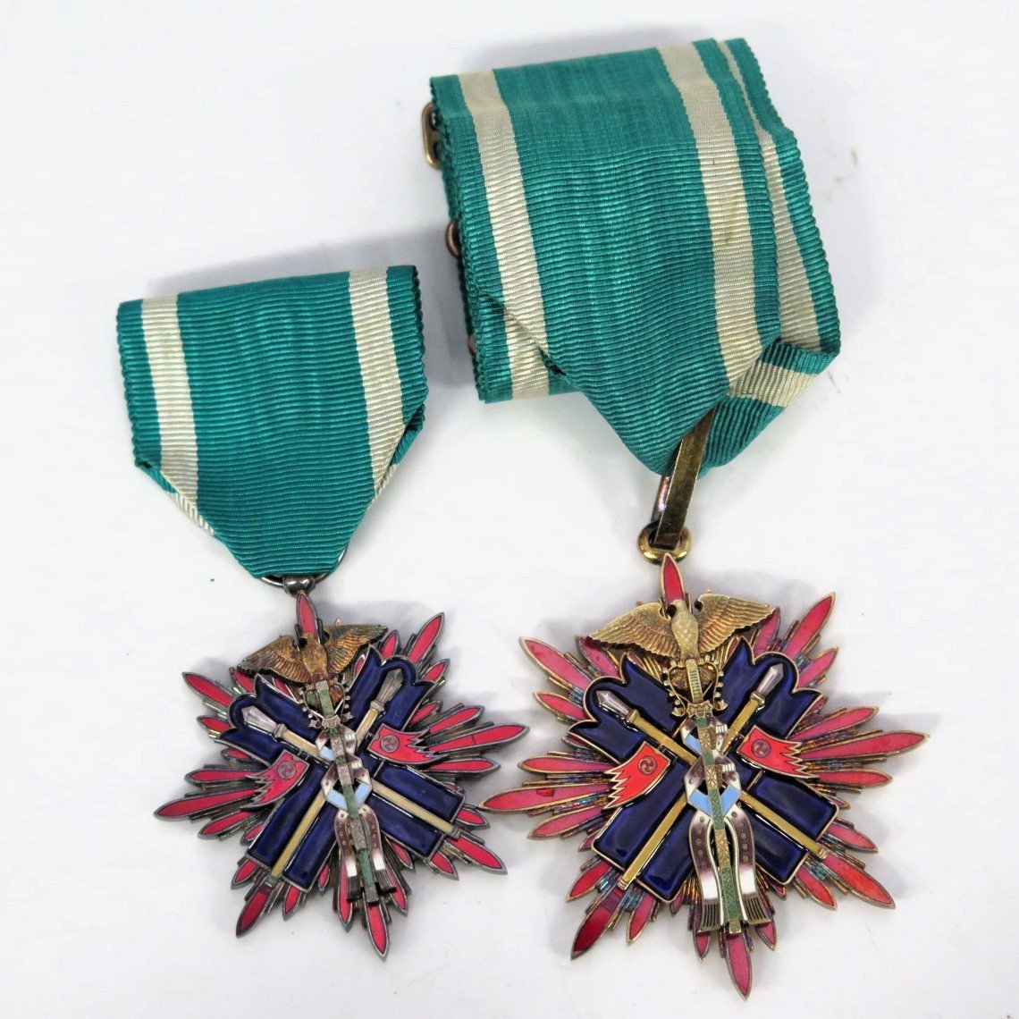 1円 勲章 功三級金鵄/功五級金鵄 計2点 略綬 共箱付 y166-2057035 Y商品(勲章)｜売買されたオークション情報、yahooの ...