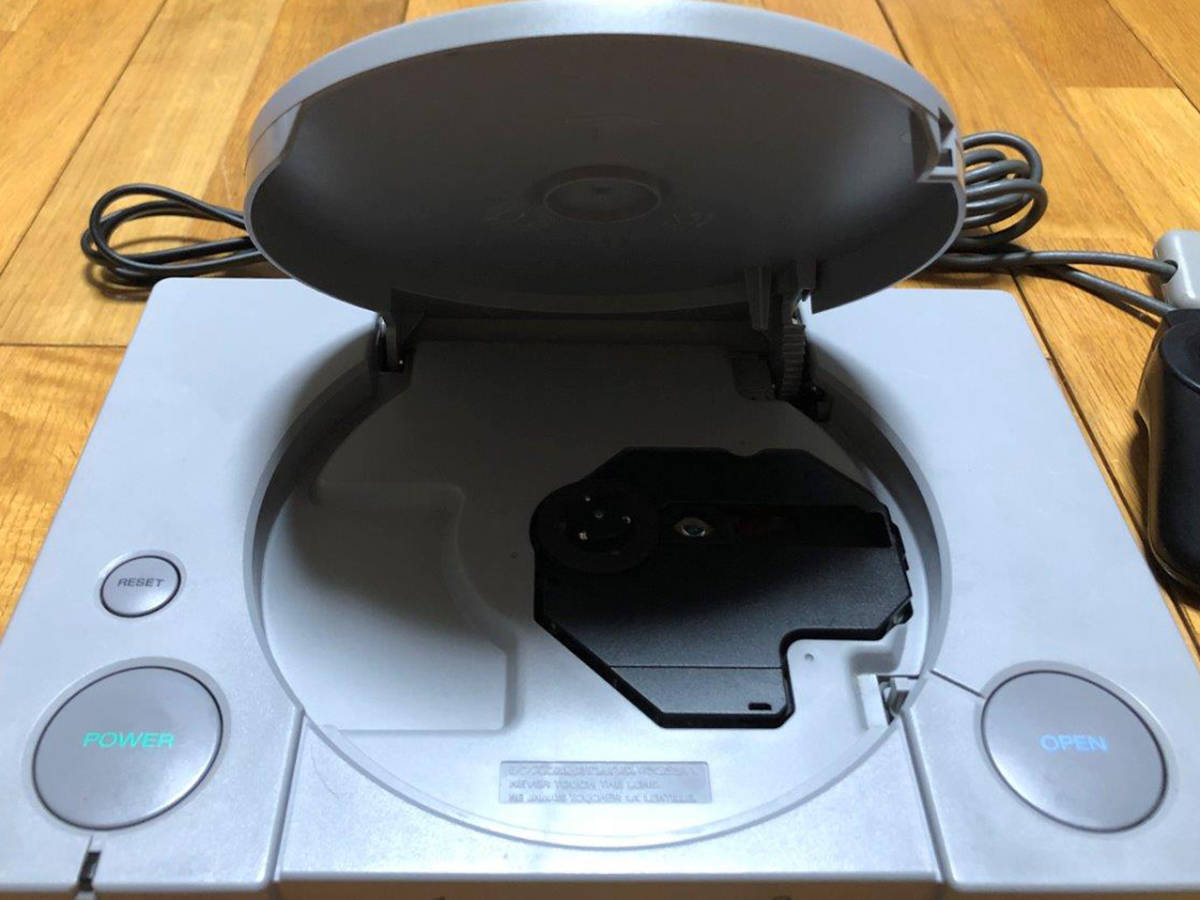 初代 PlayStation プレイステーション PS1 プレステ1 SCPH-9000 本体 SONY/ソニー 製造 : CHIRYU D ...
