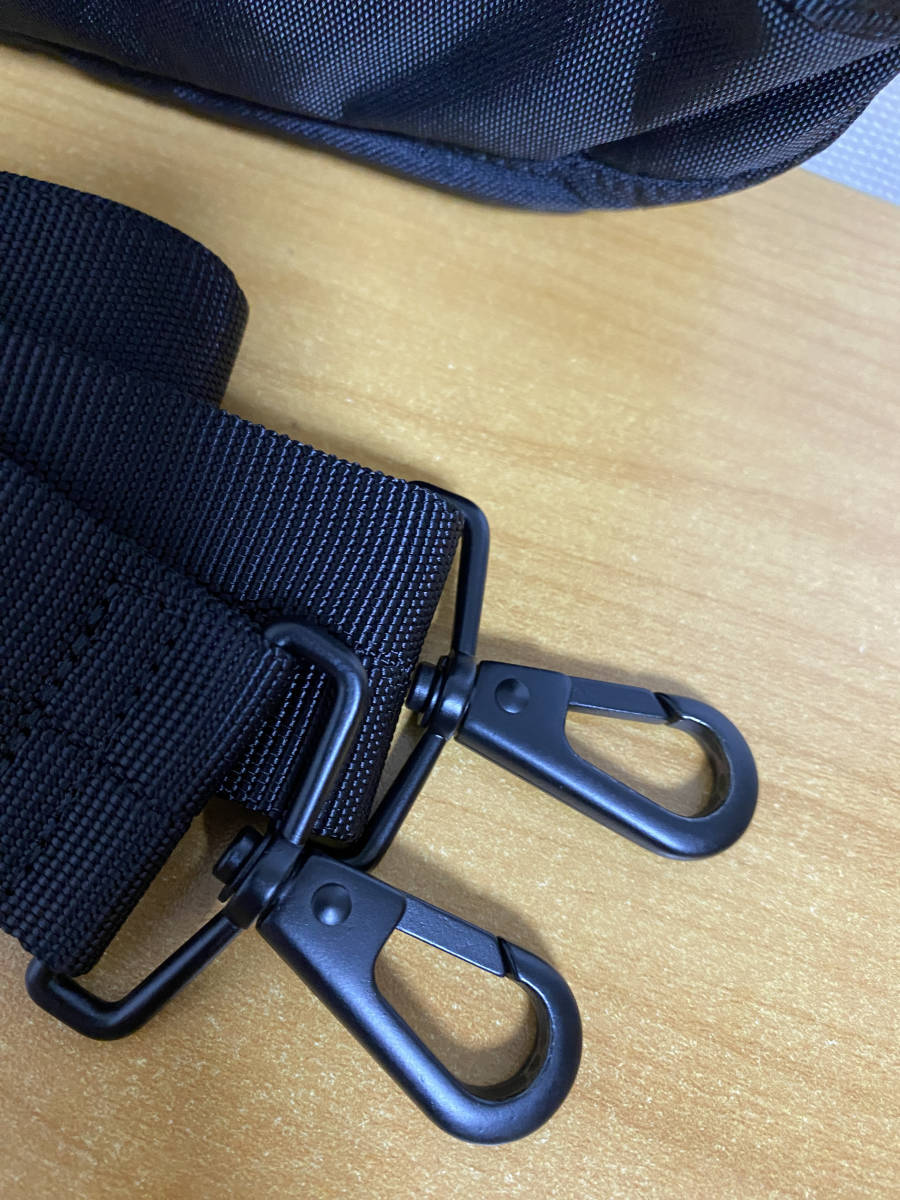 新型 定価17 600円 ポーター フラッシュ ショルダーバッグ 689-05940 ミニショルダー 吉田カバン PORTER FLASH 斜めがけバッグ 黒(ショルダーバッグ)｜売買された ...