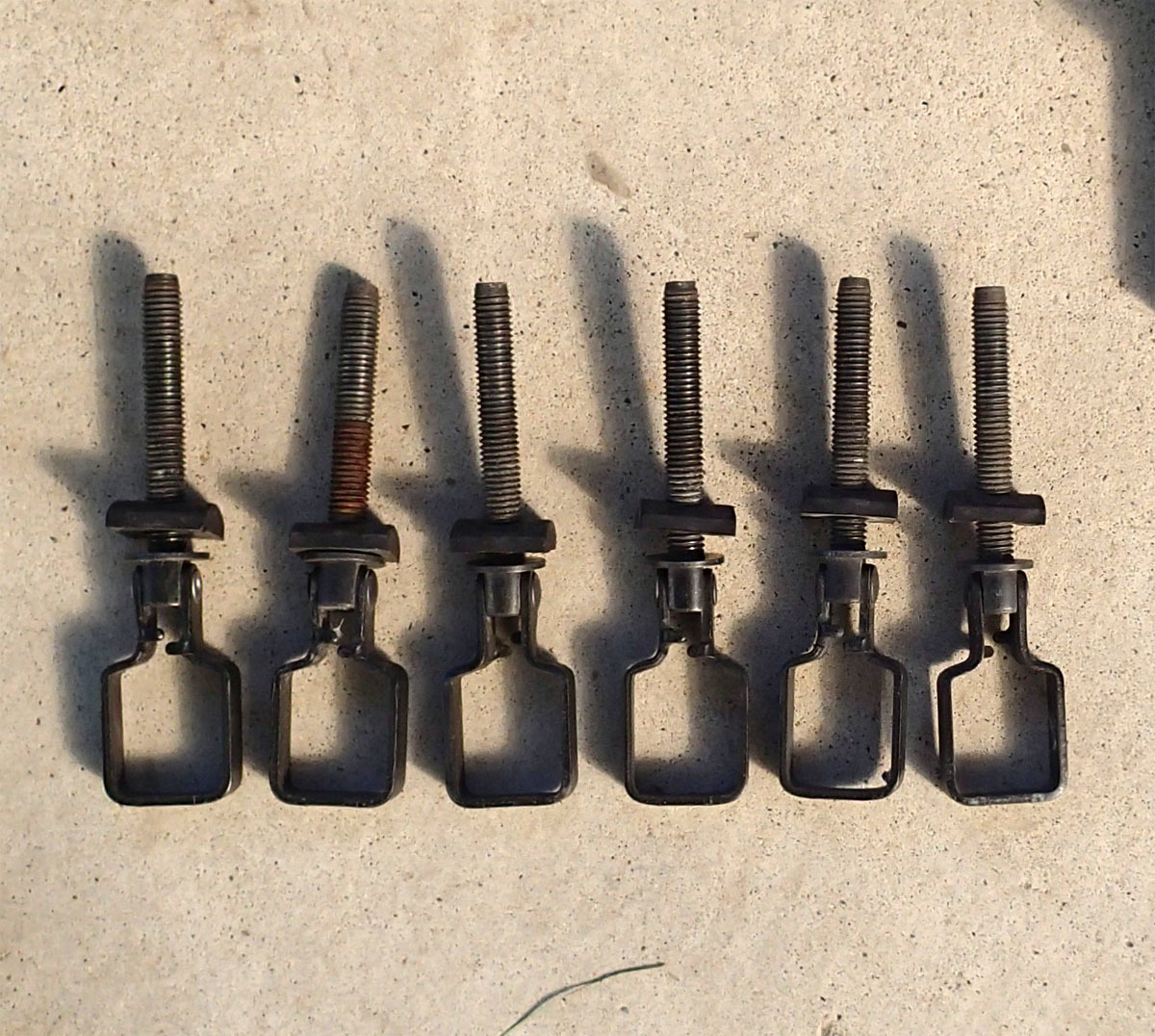 デリカ DELICA D5用 Thule スーリー 951 キャリアベース バー3本セット ボート ルーフラックなどに(キャリアベース)｜売買されたオークション情報、yahooの商品情報を ...