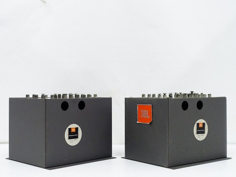 JBL 3152 ディバイディングネットワークペア 016690002(スピーカー本体)｜売買されたオークション情報、yahooの商品情報をアーカイブ公開 - オークファン（aucfan.com）
