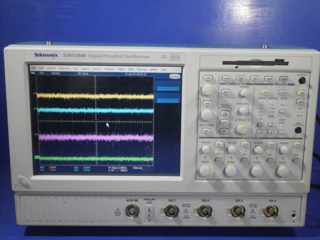 Tektronix TDS5104B OSCILLOSCOPE 1GHz 5GS/s(その他)｜売買されたオークション情報、yahooの商品情報をアーカイブ公開 - オークファン（aucfan ...