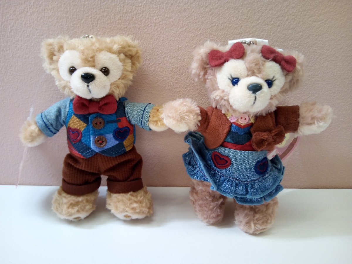 ディズニー TDS ダッフィー シェリーメイ ぬいぐるみバッジ 2点 スウィート2016 4K8 60(その他)｜売買されたオークション情報、yahooの商品情報をアーカイブ公開 ...