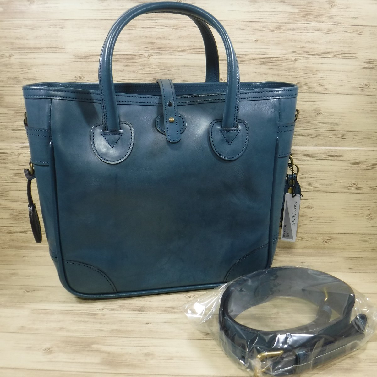 BB397 シルバーレイククラブ 定価132000円 最高級 牛革 2WAY トートバッグ ブライドルレザー ショルダーバッグ 236531 トキオ AKIRA 紺(トートバッグ)｜売買された ...