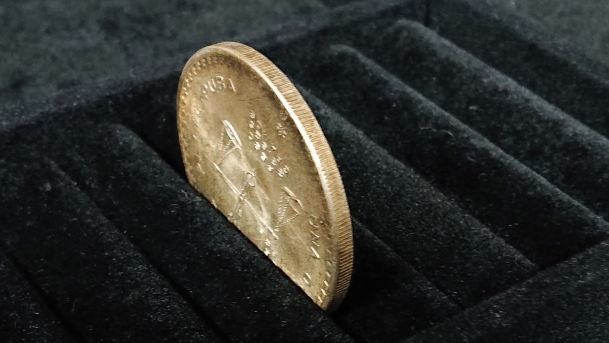 メキシコ銀貨 1979年 メキシコ銀貨 約33g 直径約4cm(銀)｜売買されたオークション情報、yahooの商品情報をアーカイブ公開 - オークファン（aucfan.com）