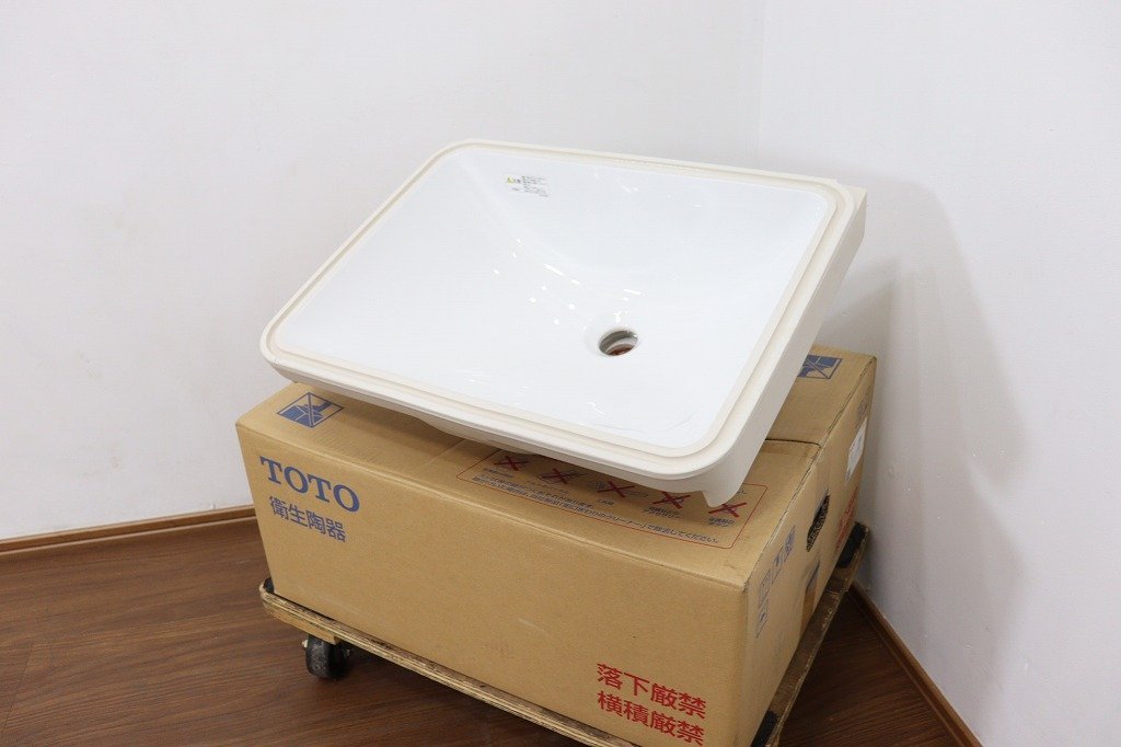 S2927 TOTO 衛生陶器 アンダーカウンター式洗面器 #NW1 L501(洗面台、洗面ボウル（鏡なし）)｜売買されたオークション情報 ...